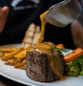 Forca Restaurant – Compass Hotel